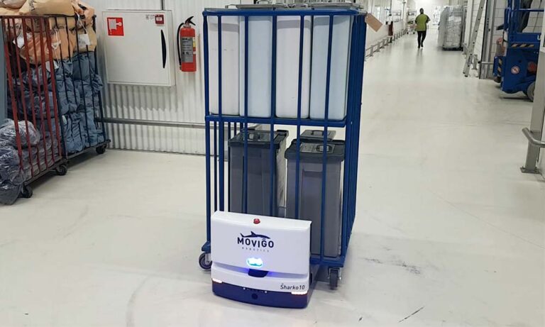Ŝharko10 High Lift AMR - MoviĜo Robotics