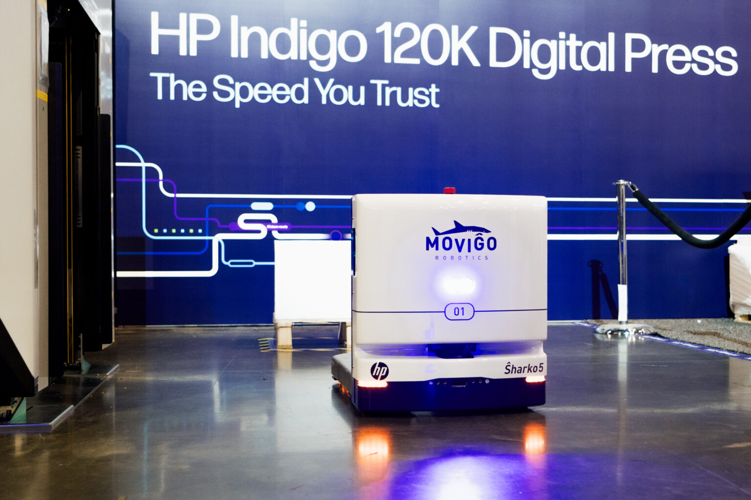 The Most Efficient AMR Solution for Production - MoviĜo Robotics